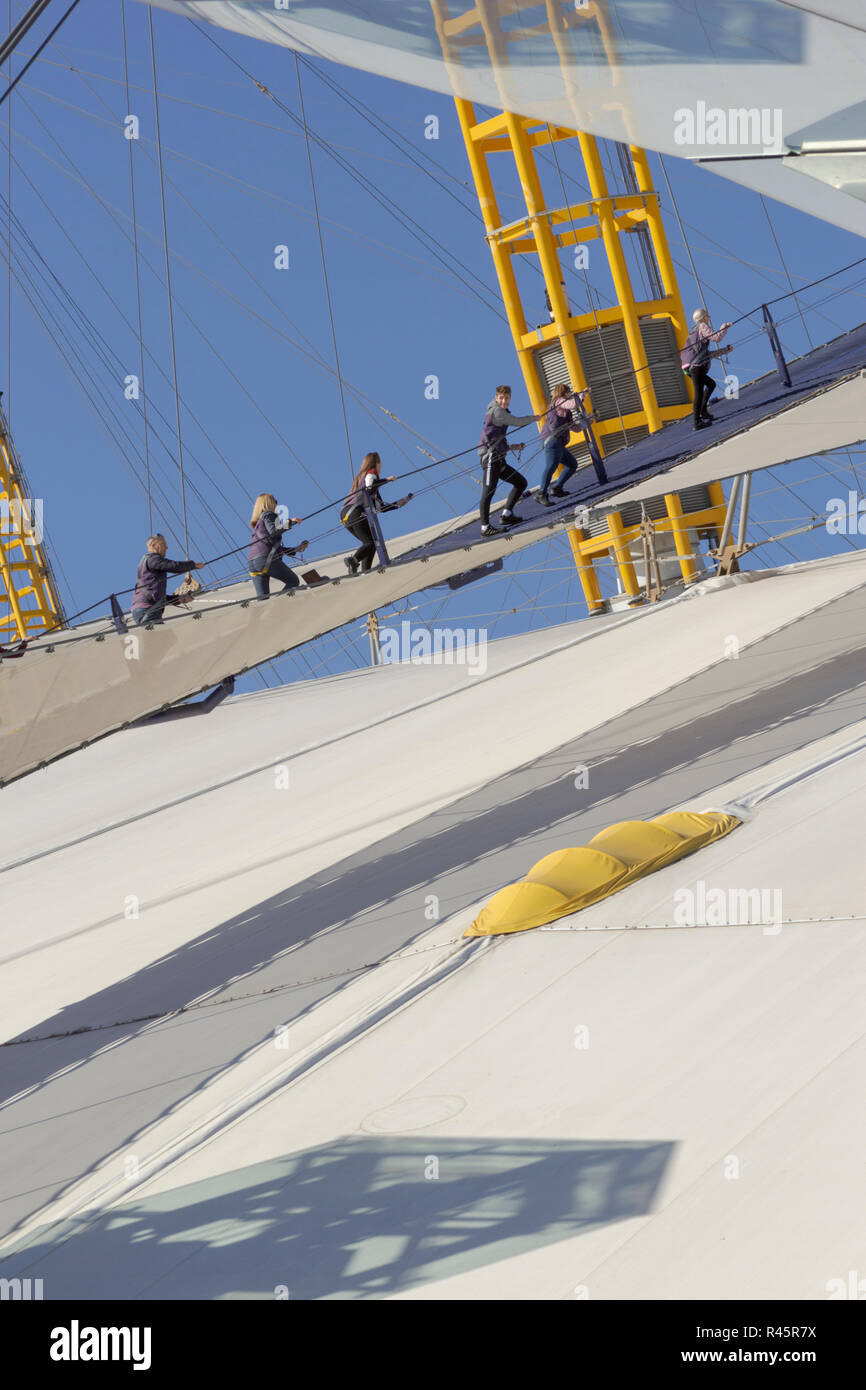 Aerial view of o2 arena and greenwich peninsula hi-res stock ...