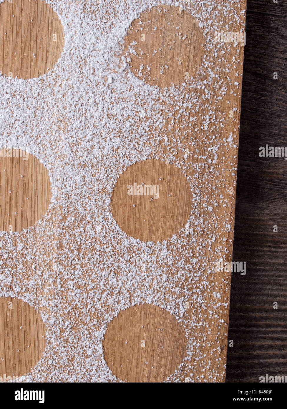 rustic baking board Stock Photo - Alamy