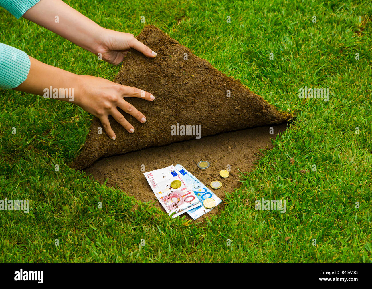 Secret installation hi-res stock photography and images - Alamy