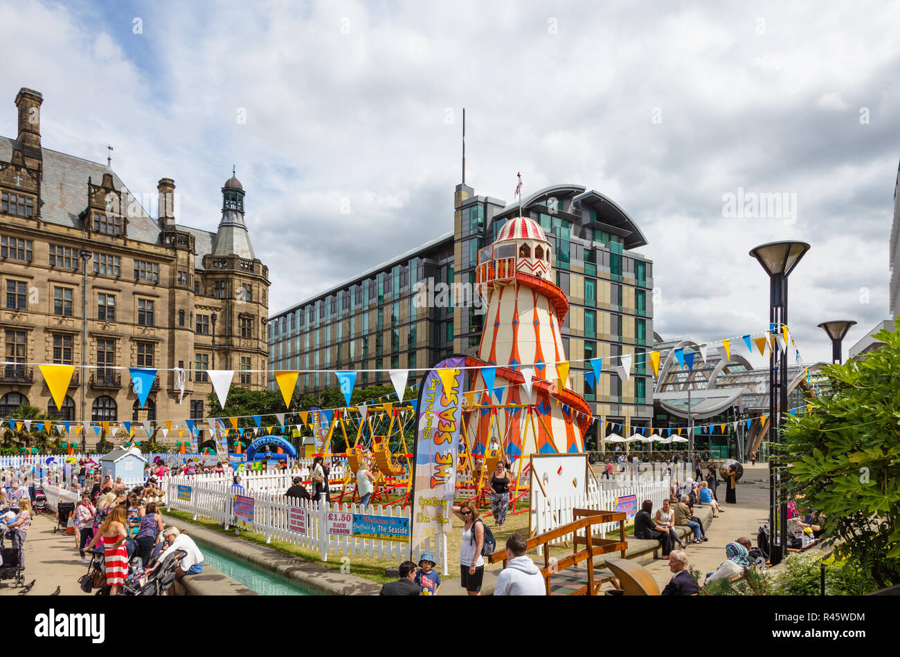 Sheffield by the Seaside 2015, Peace Gardens, Sheffield, England ...