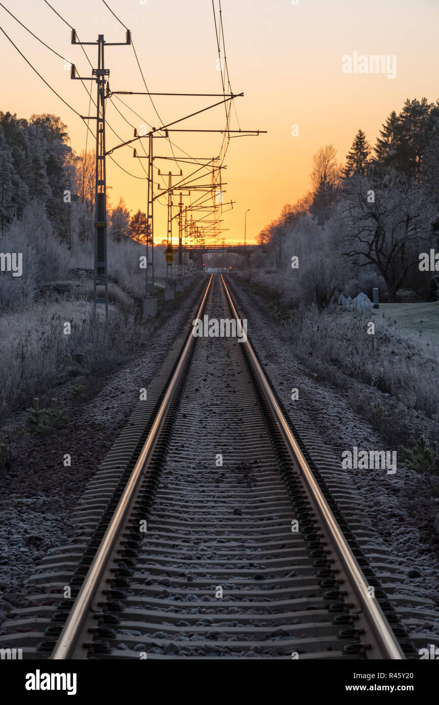 Straight rail hi-res stock photography and images - Alamy