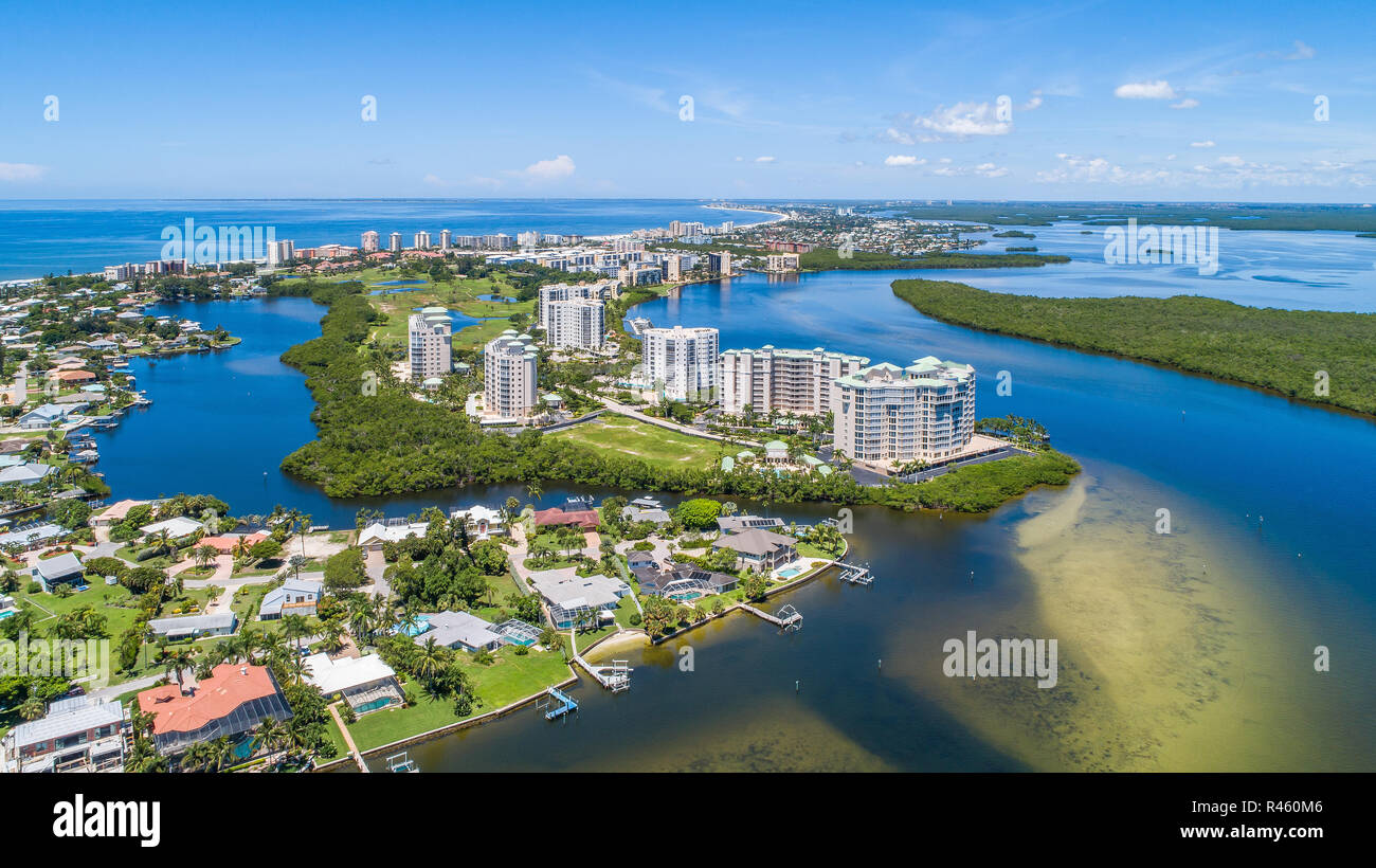 Aerial photograph of beach hi-res stock photography and images - Alamy