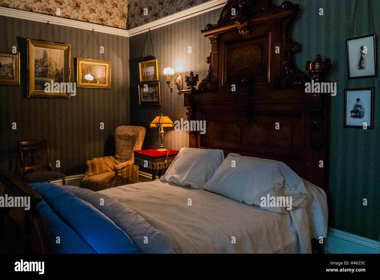 Inside toronto historic spadina museum occupied by austin famil hi-res ...