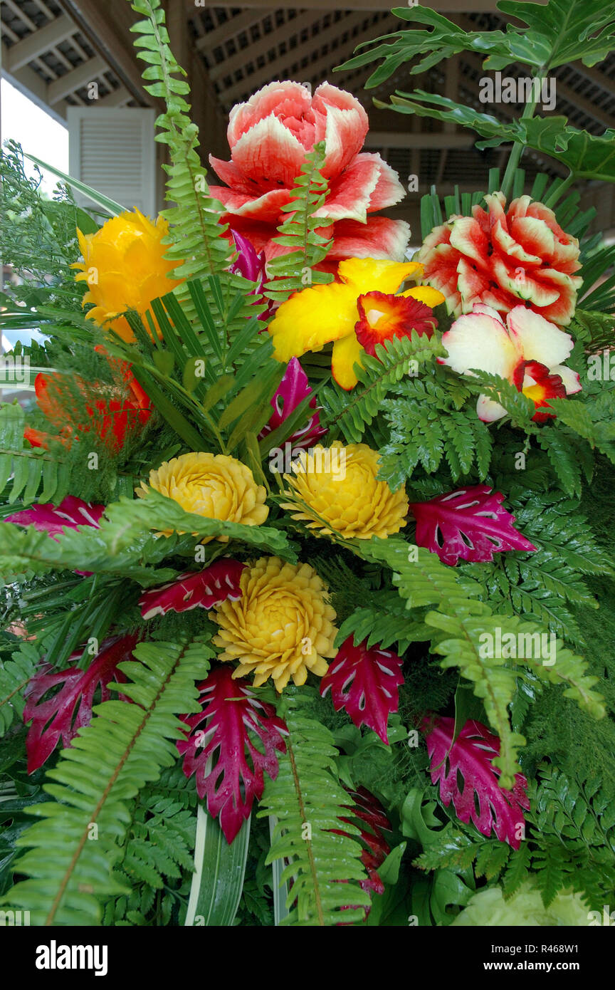 Fruit and vegetable carving display Stock Photo - Alamy