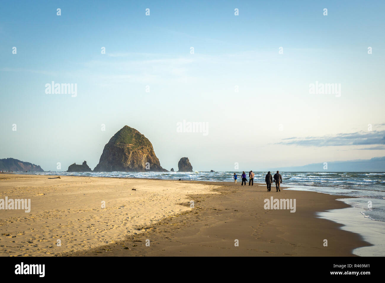 Oregon coast people hi-res stock photography and images - Alamy
