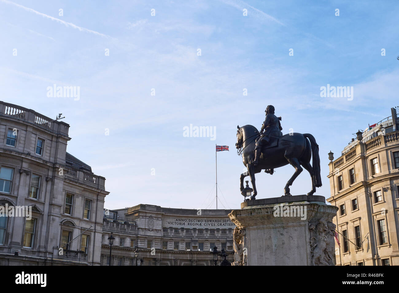 Trafalgar Square statue Stock Photo - Alamy