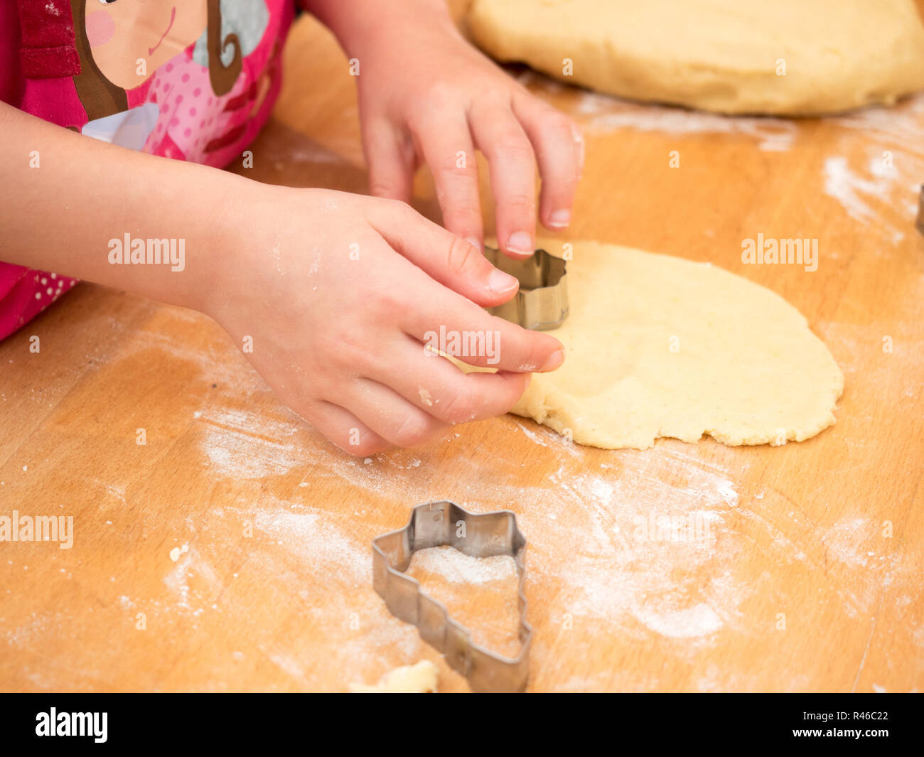 child baking cookies Stock Photo - Alamy