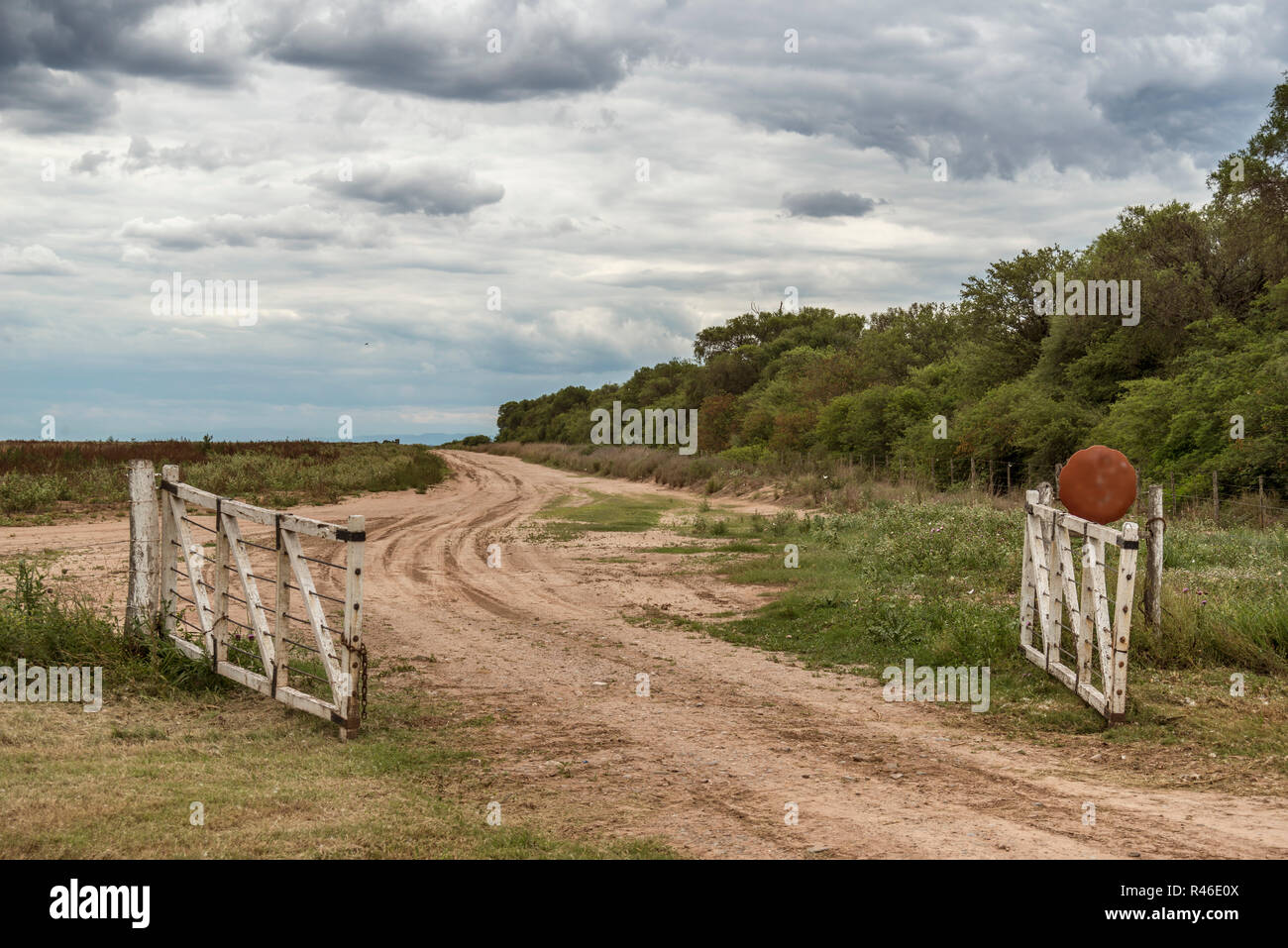 welcome to the field Stock Photo - Alamy
