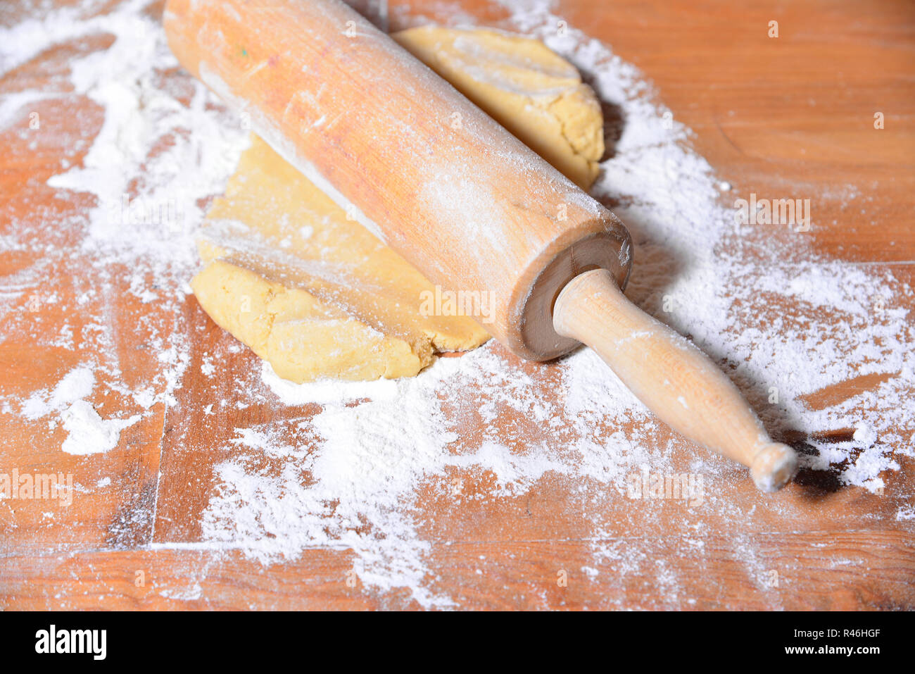 Baking rollers hi-res stock photography and images - Alamy