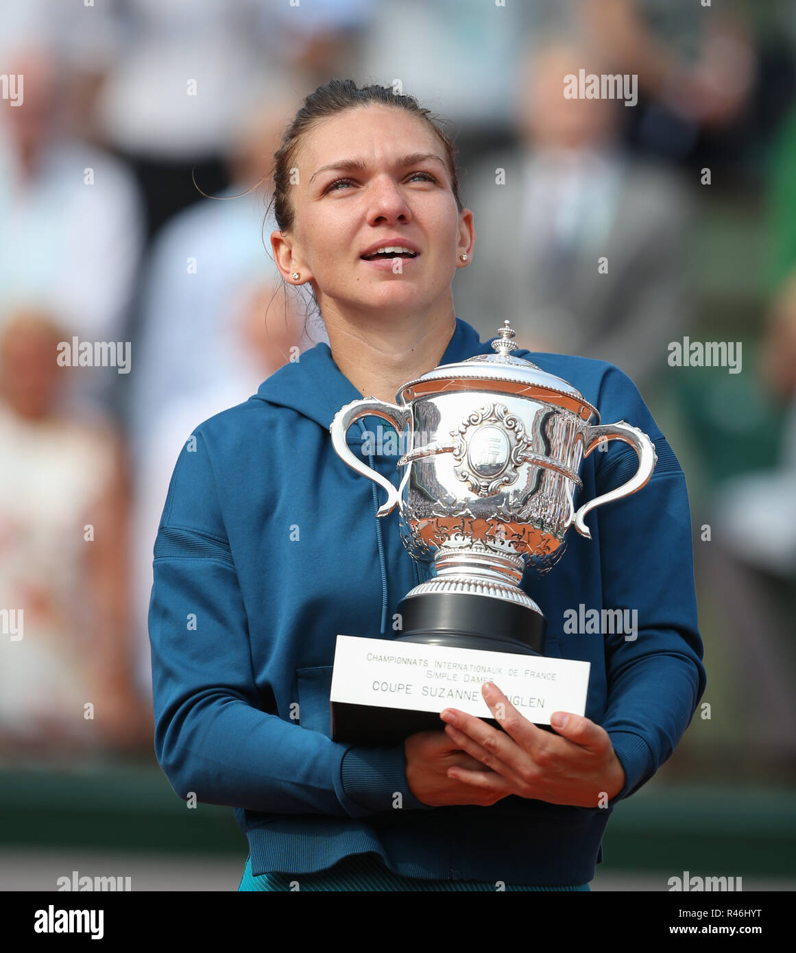 Simona halep french open 2018 trophy hi-res stock photography and ...
