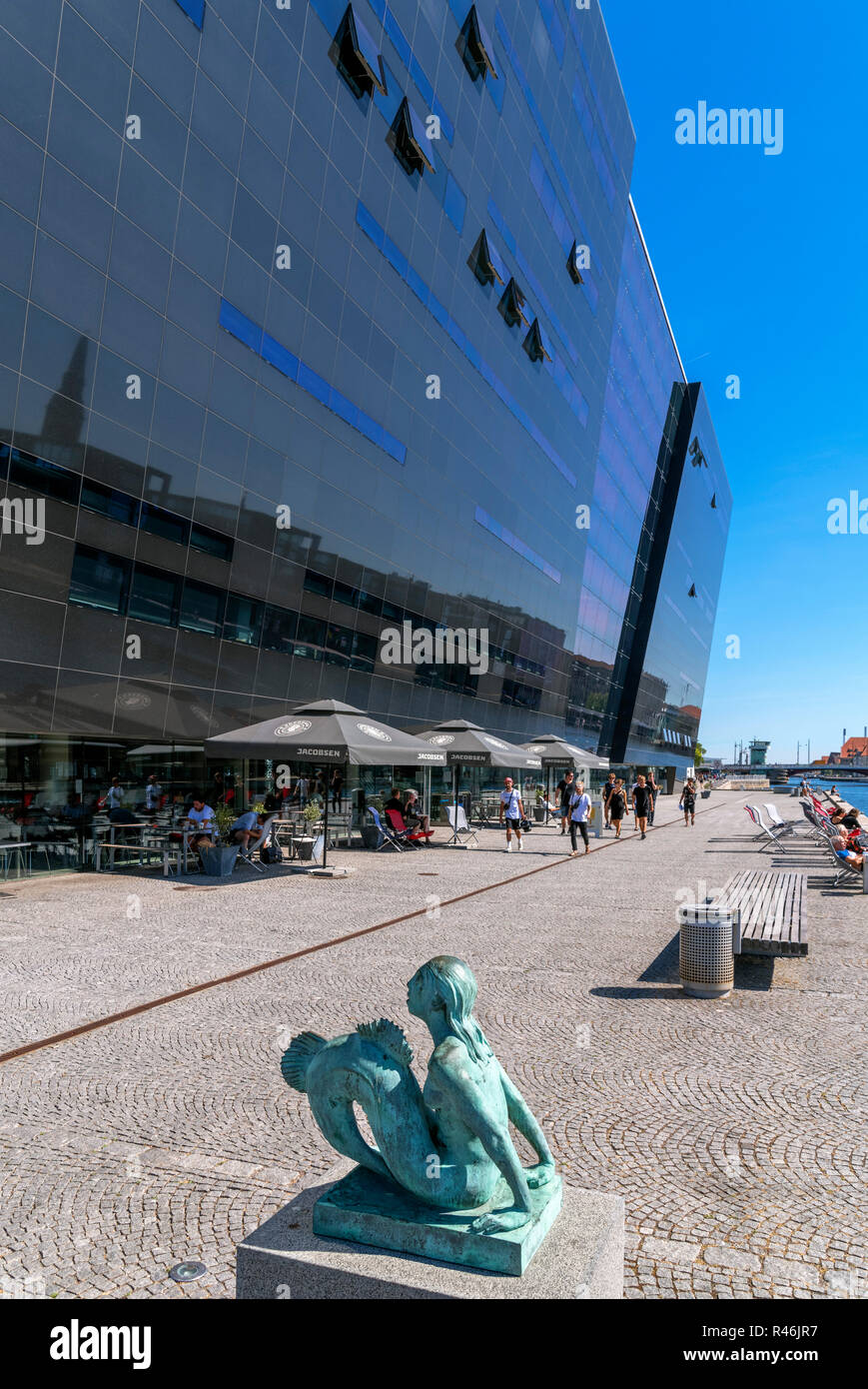 Scandinavian library hi-res stock photography and images - Alamy