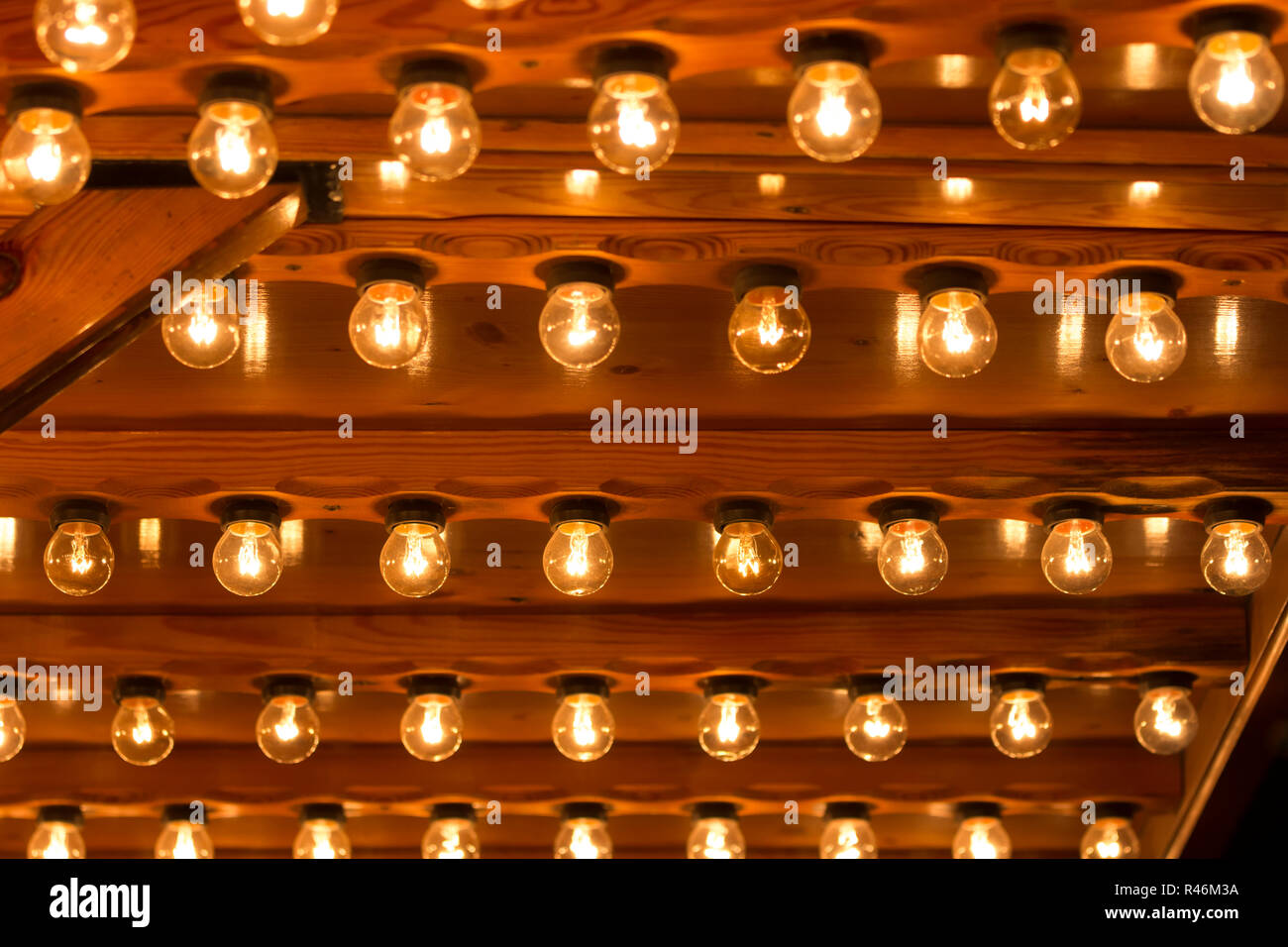 Shining bulbs hi-res stock photography and images - Alamy