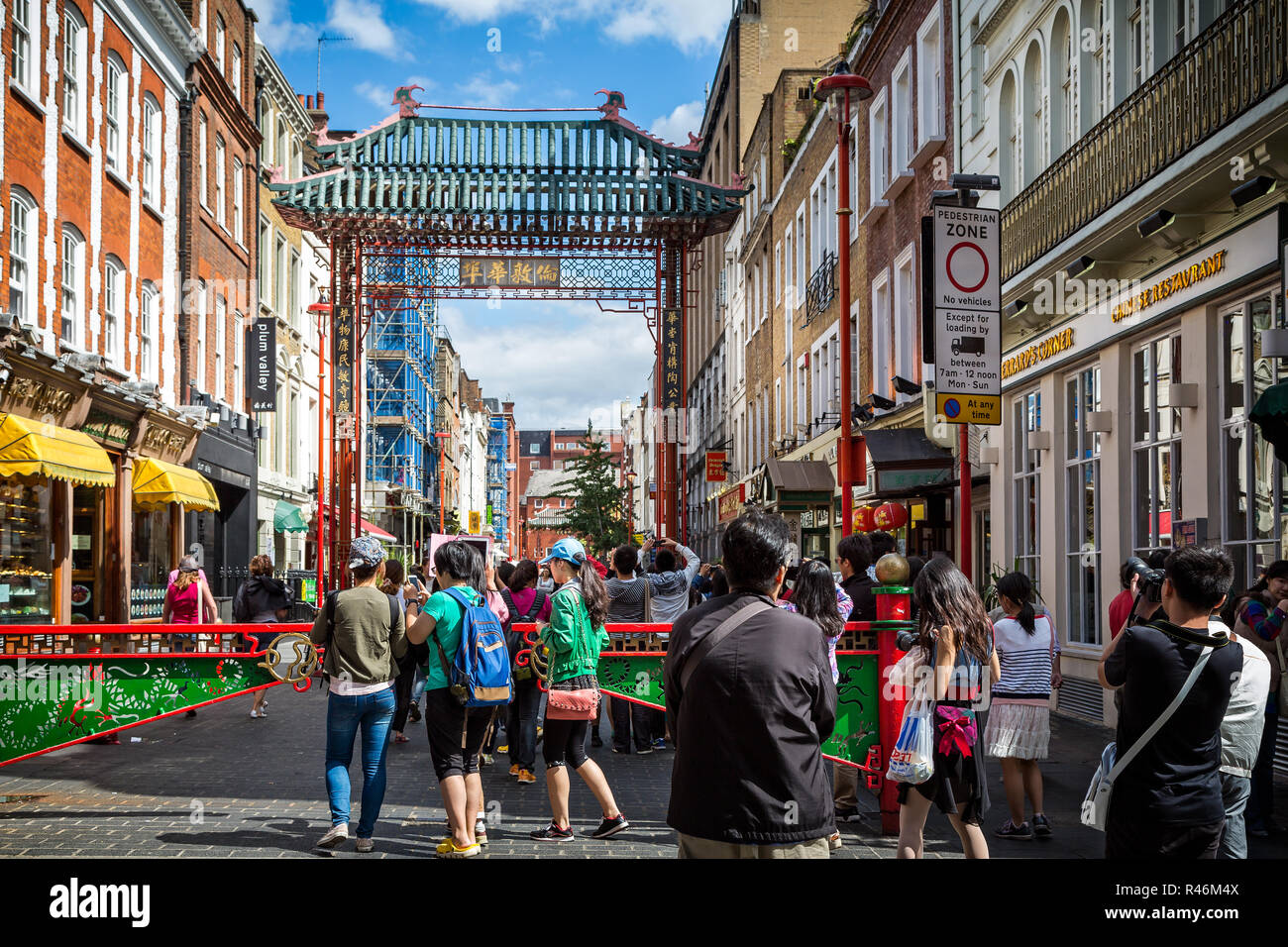 Gerrard street london hi-res stock photography and images - Alamy