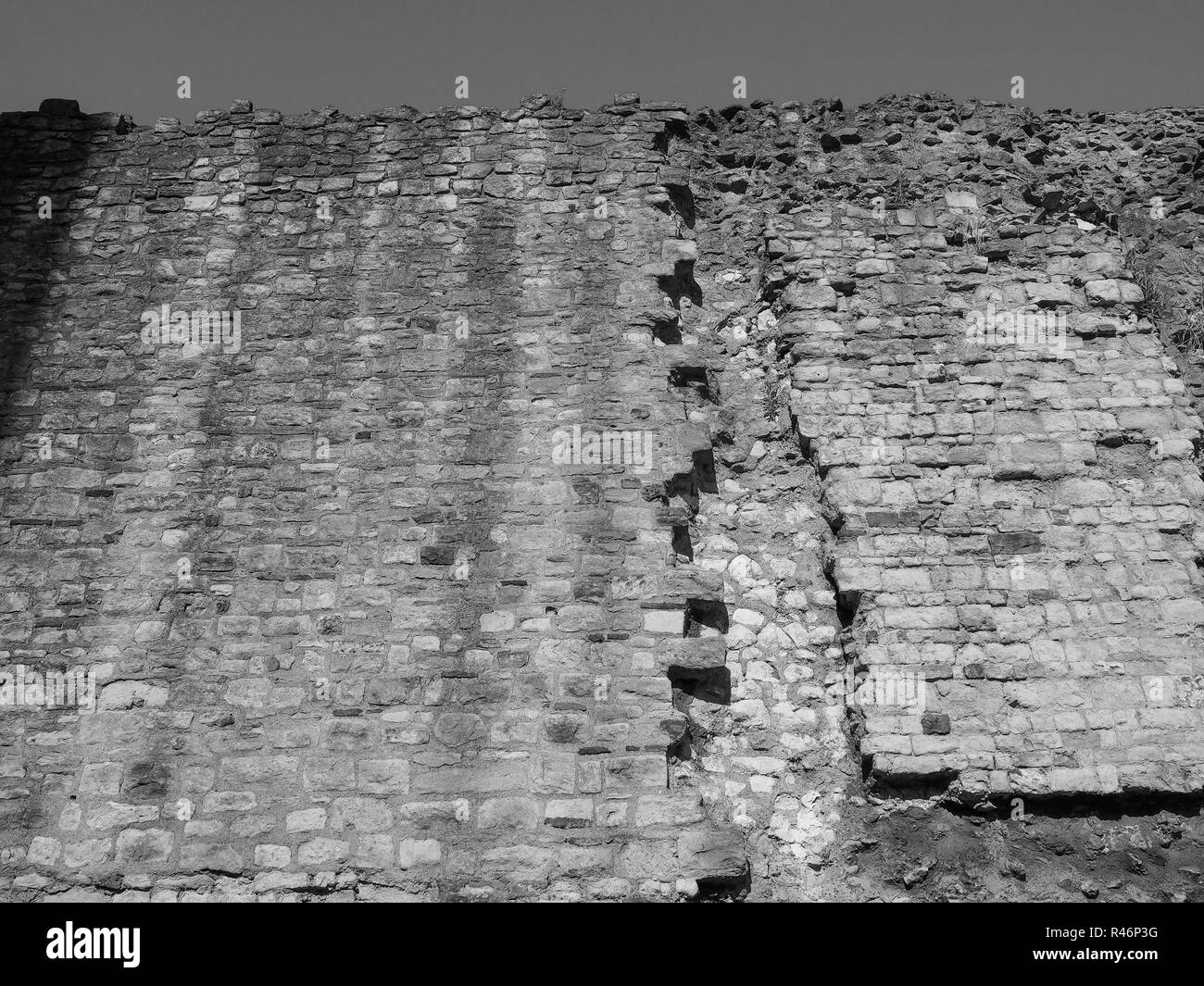 Black and white Roman Wall in London Stock Photo - Alamy