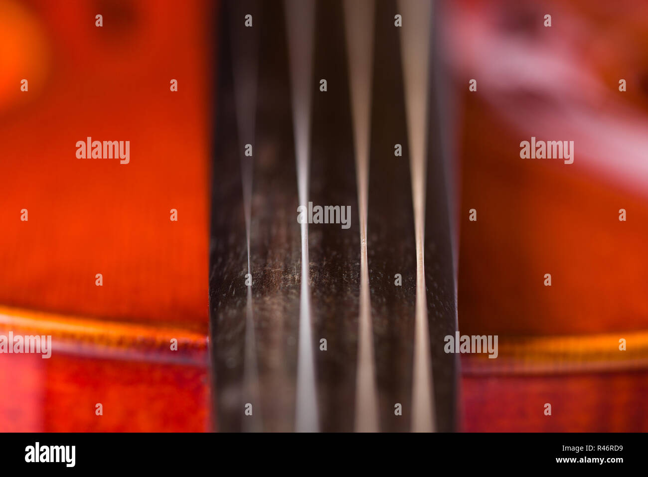 Close Up Violin Stock Photo - Alamy