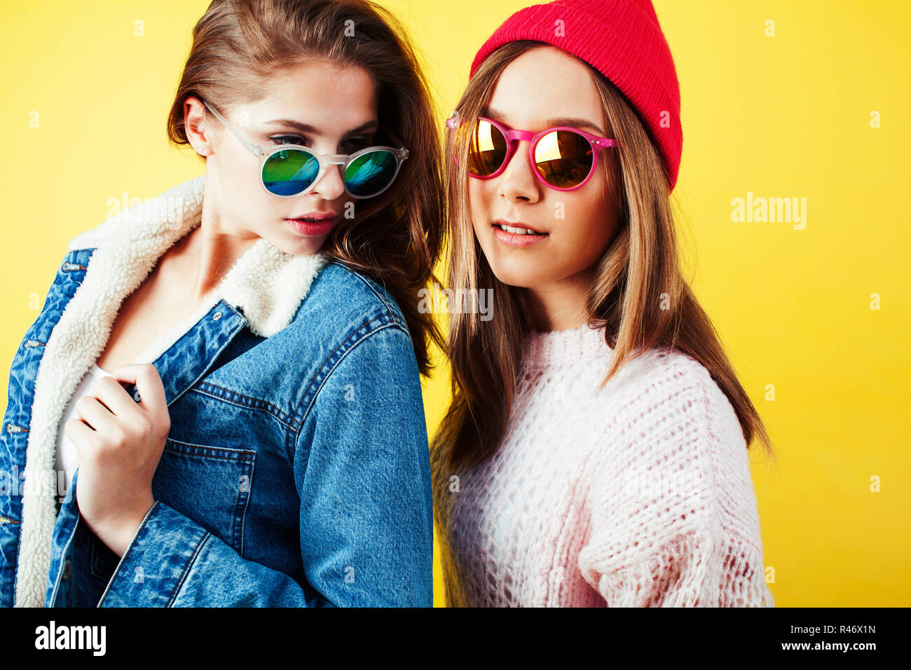 lifestyle people concept: two pretty young school teenage girls Stock ...