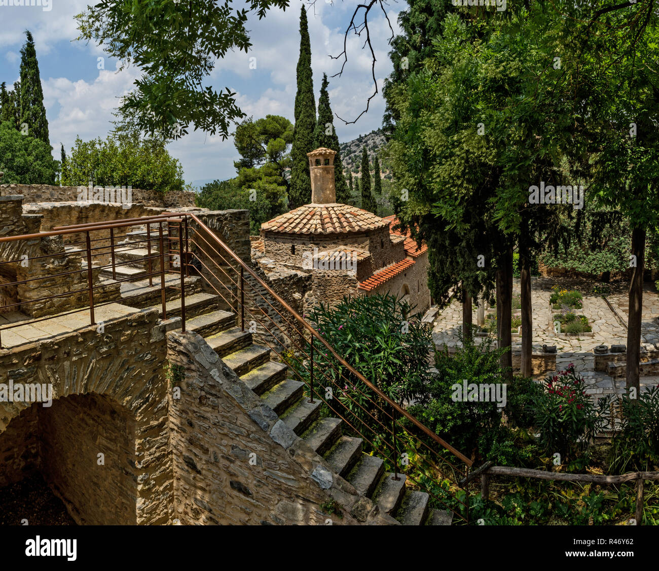 Kaisariani, Byzantine monastery at Hymettus mountain, near Athens ...