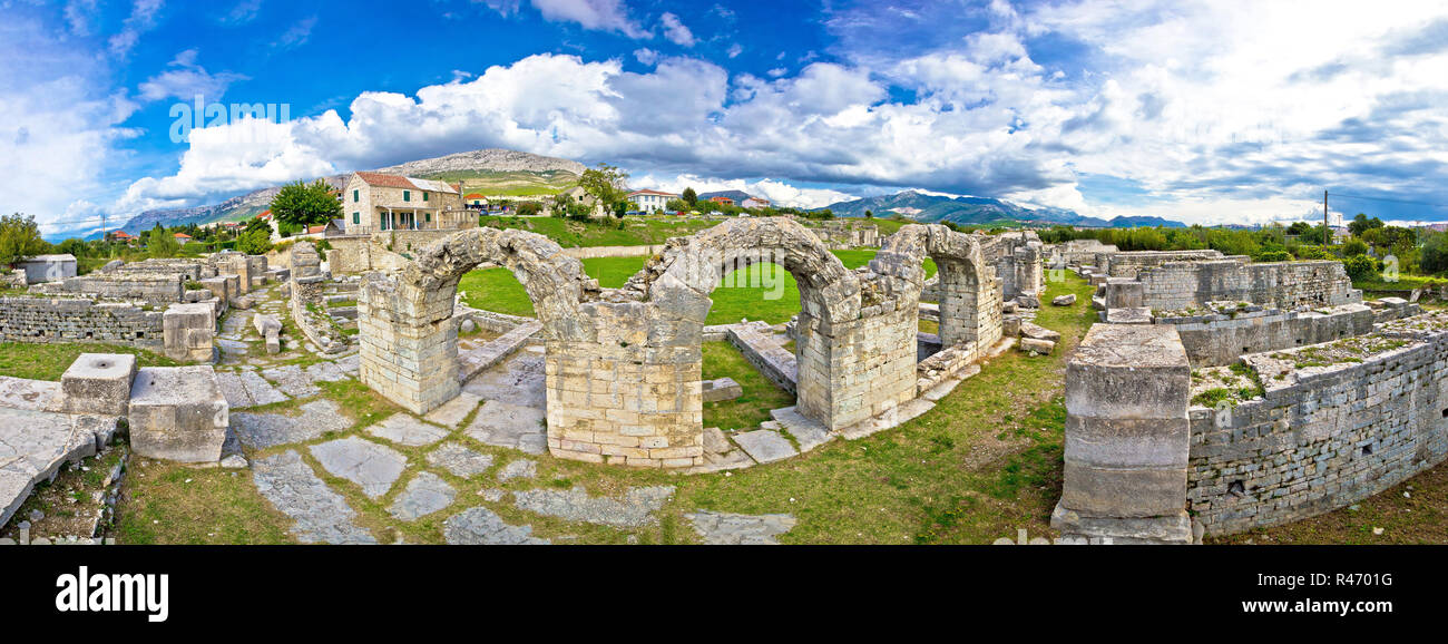 Stone ruins of Historic Salonae Stock Photo - Alamy