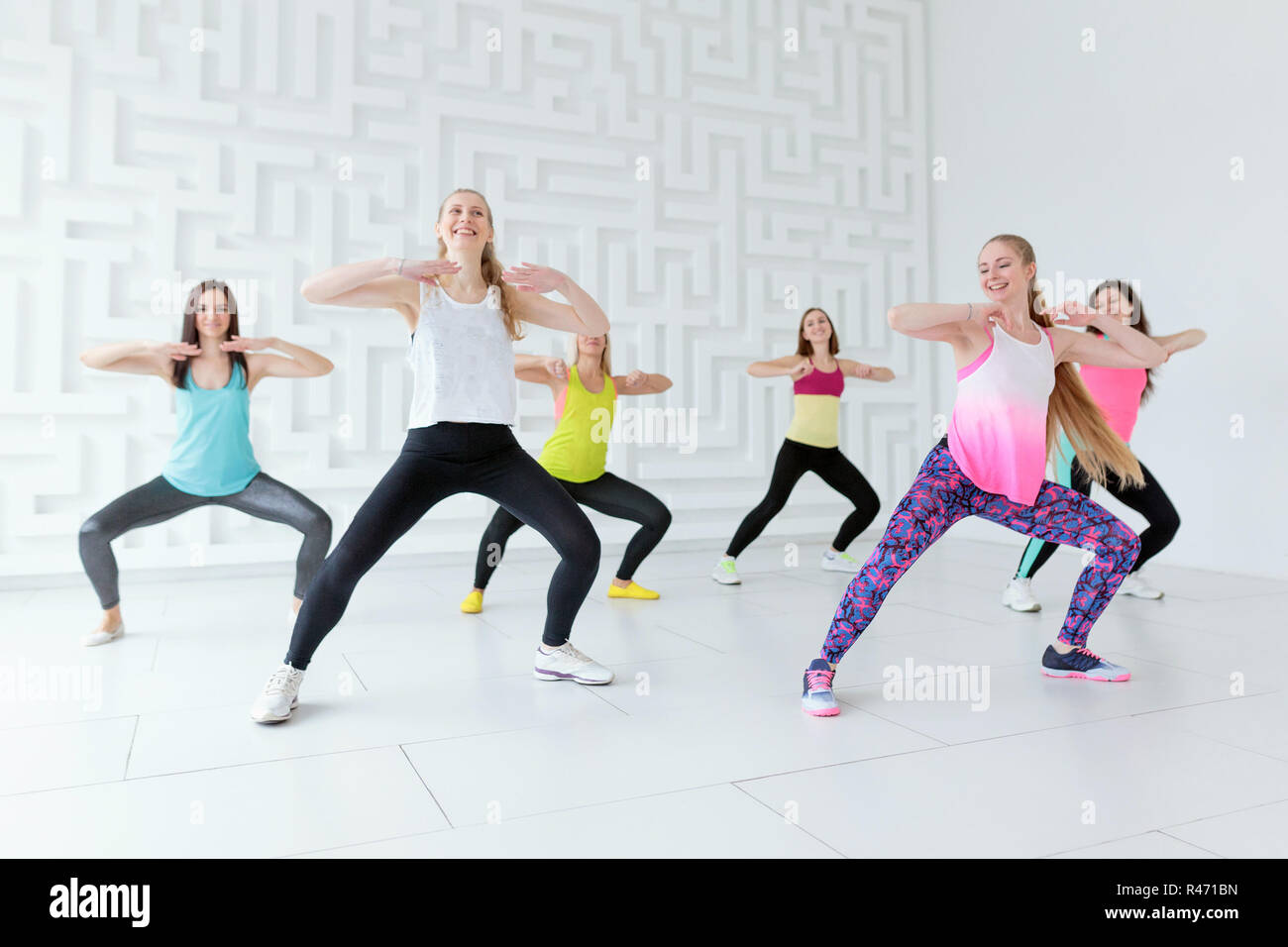 Group of happy women having a fitness dance class Stock Photo - Alamy