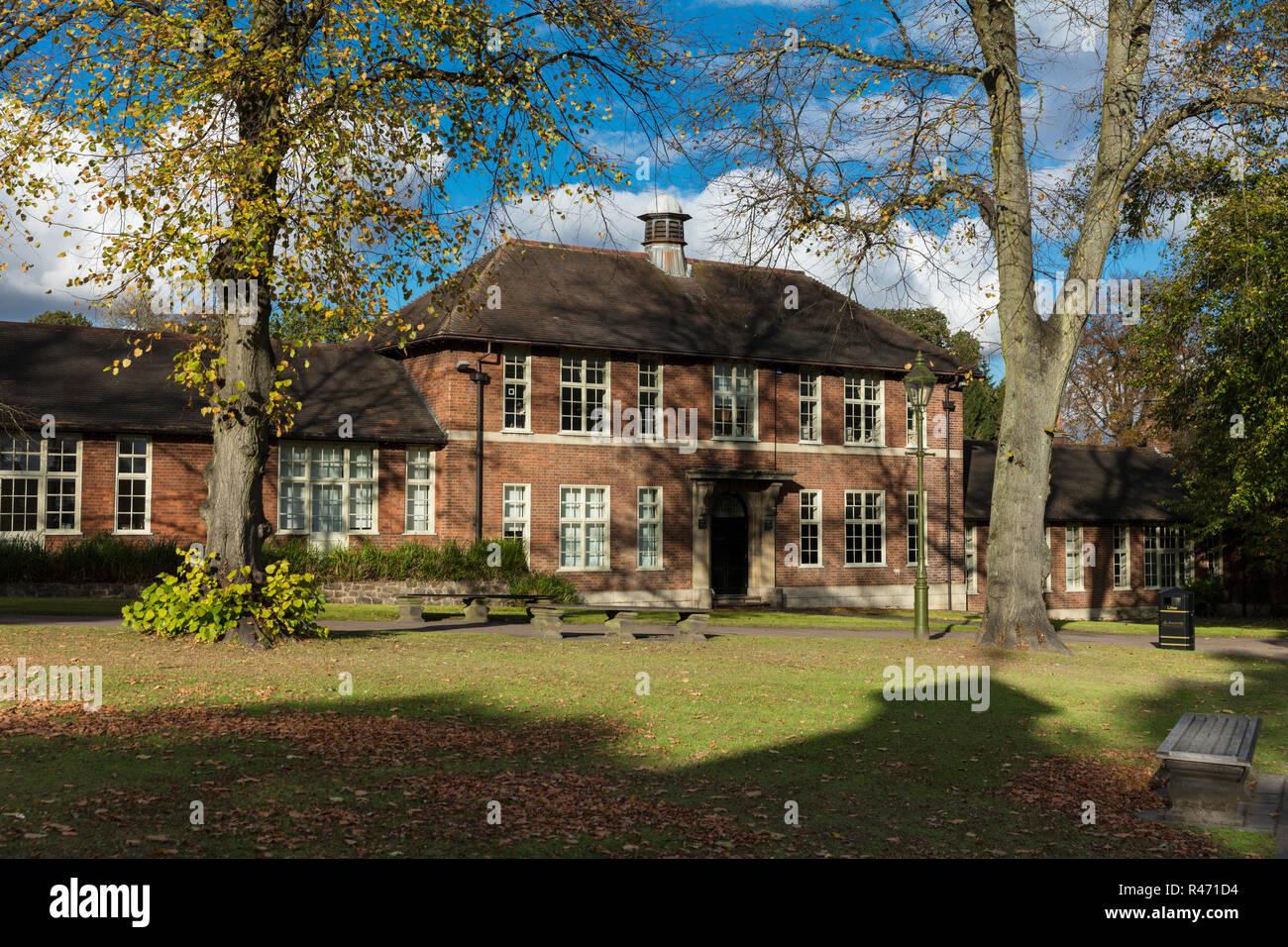 Bournville green hi-res stock photography and images - Alamy