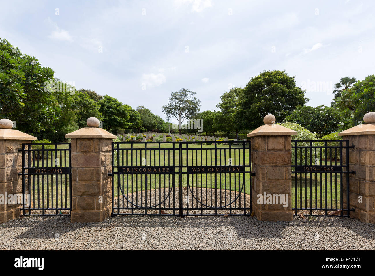 War Cemetery in Trincomalee, Sri Lanka Stock Photo - Alamy
