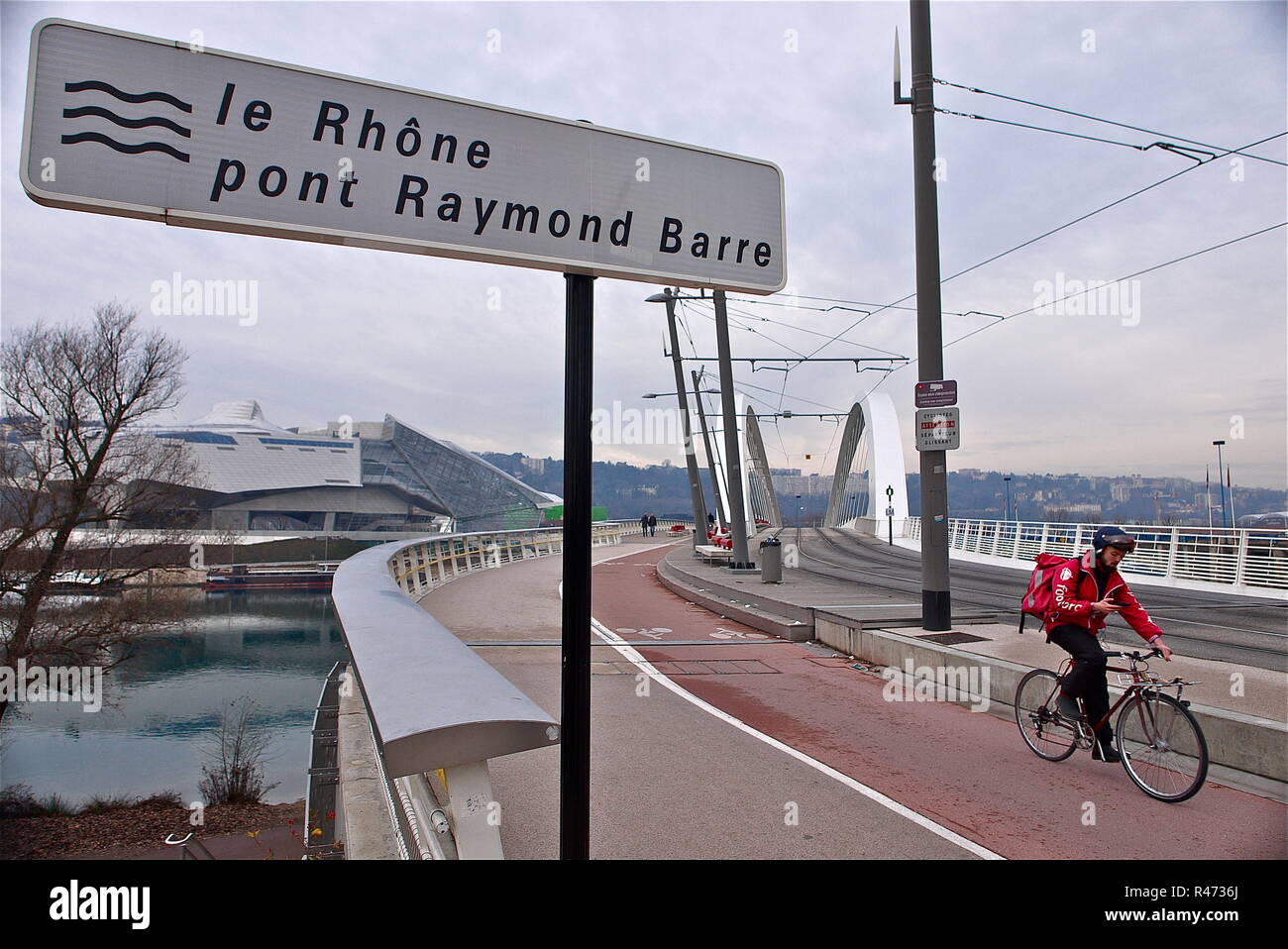 Paysage au pont hi-res stock photography and images - Alamy