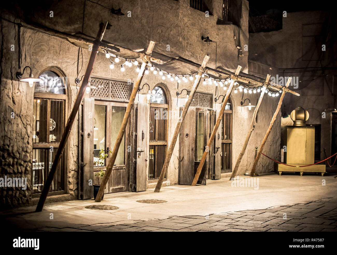 Emirati Architecture Stock Photos & Emirati Architecture Stock Images ...