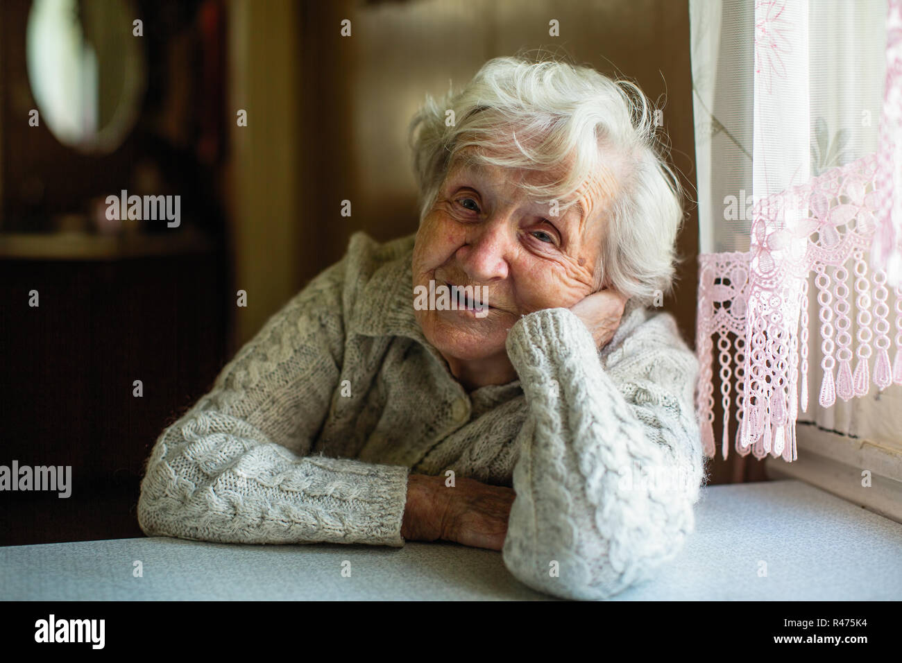 Pensioner lady hi-res stock photography and images - Alamy