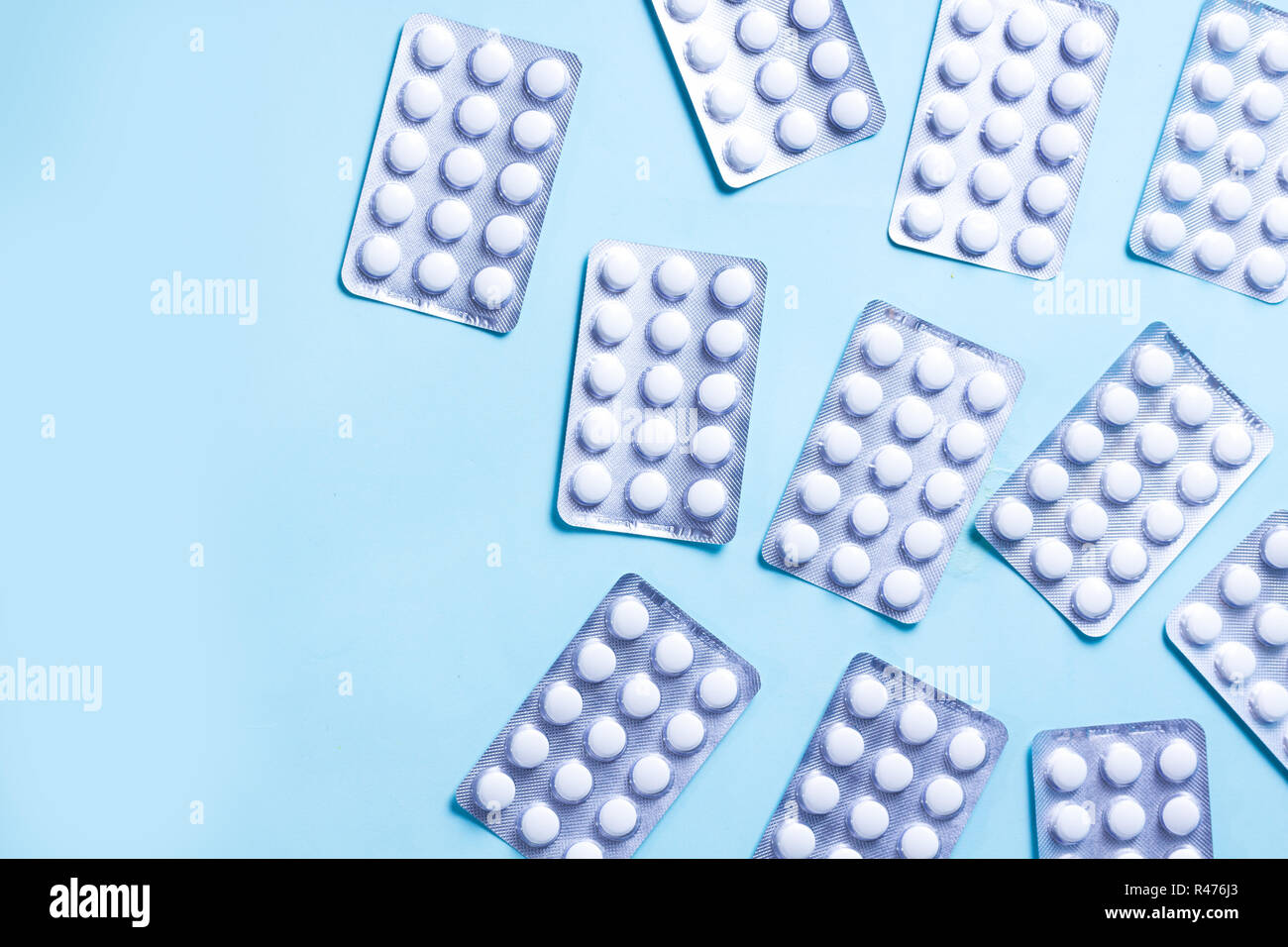Pile of pills Stock Photo - Alamy