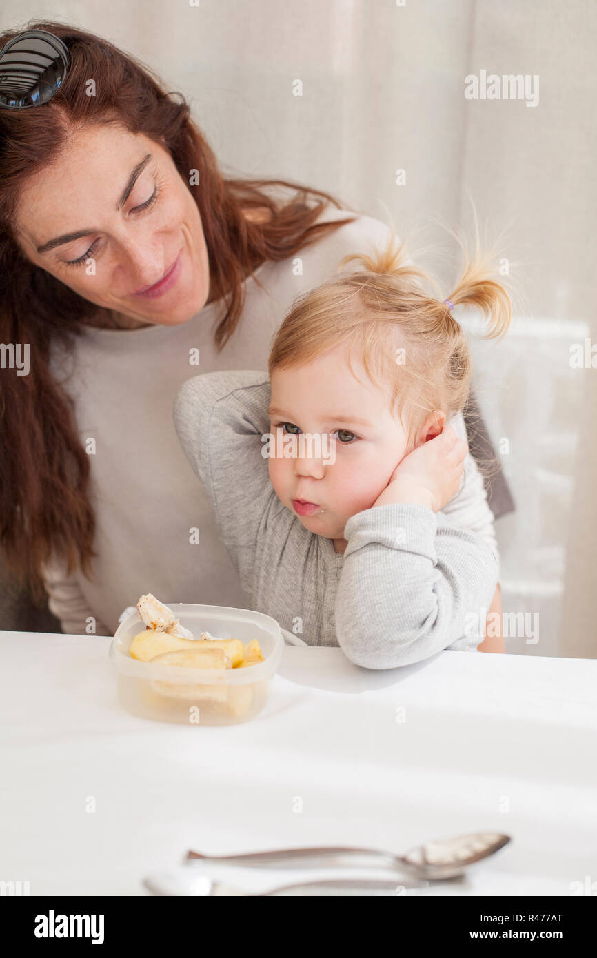 Tupperware woman hi-res stock photography and images - Alamy