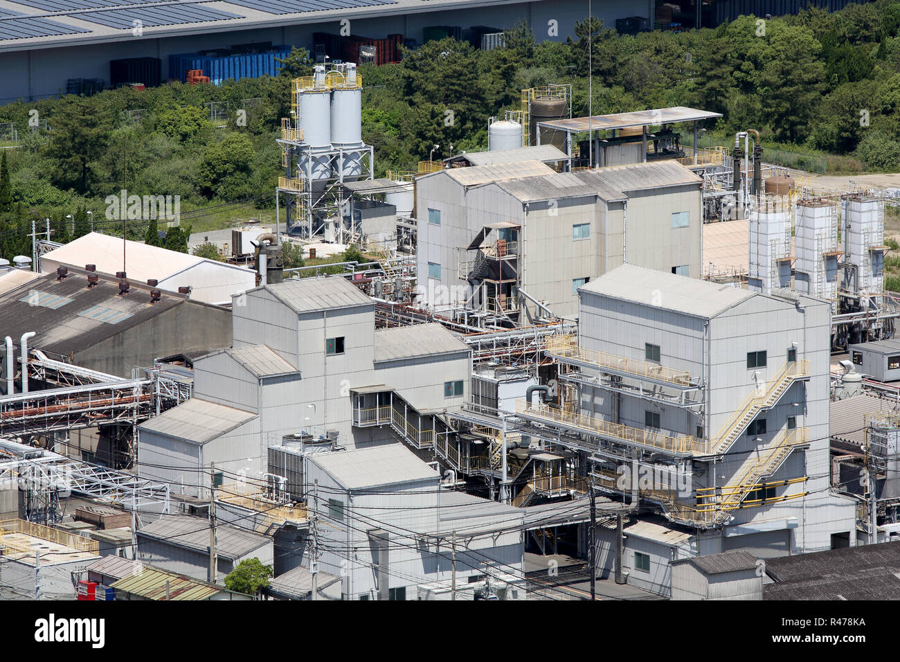 Process area structure chemical plant hi-res stock photography and ...