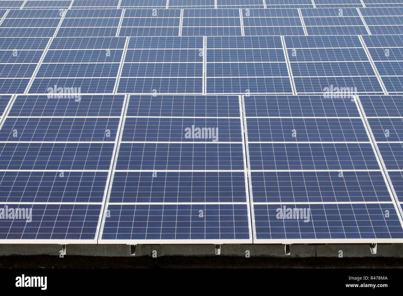 Solar panels japanese house hi-res stock photography and images - Alamy