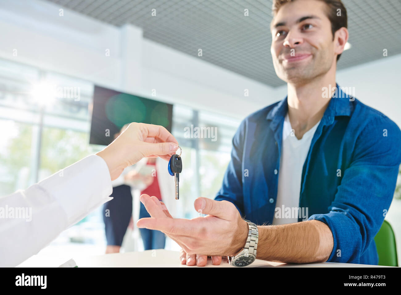 Buying house hi-res stock photography and images - Alamy
