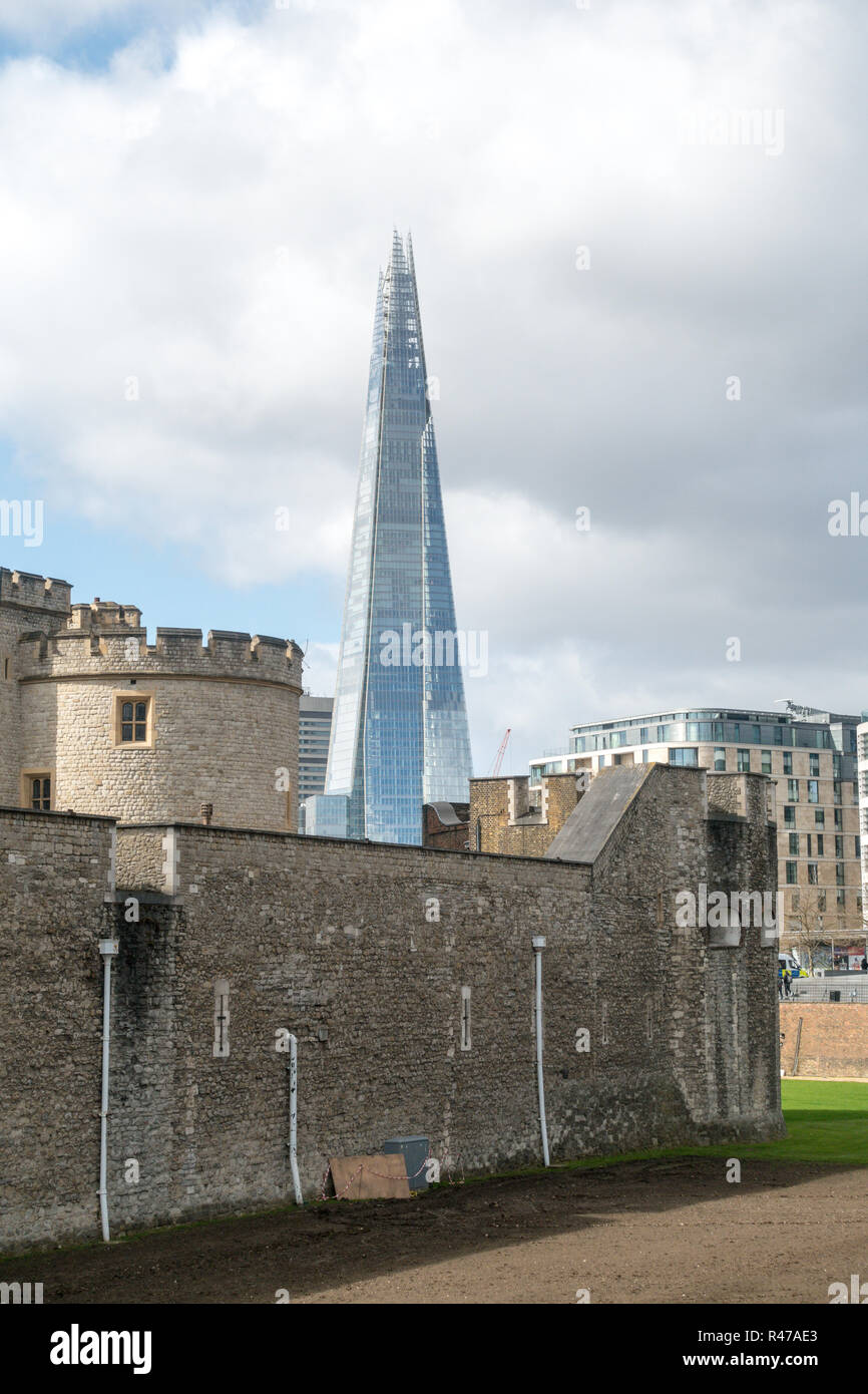 London uk, The Shard, Tower Bridge Stock Photo - Alamy