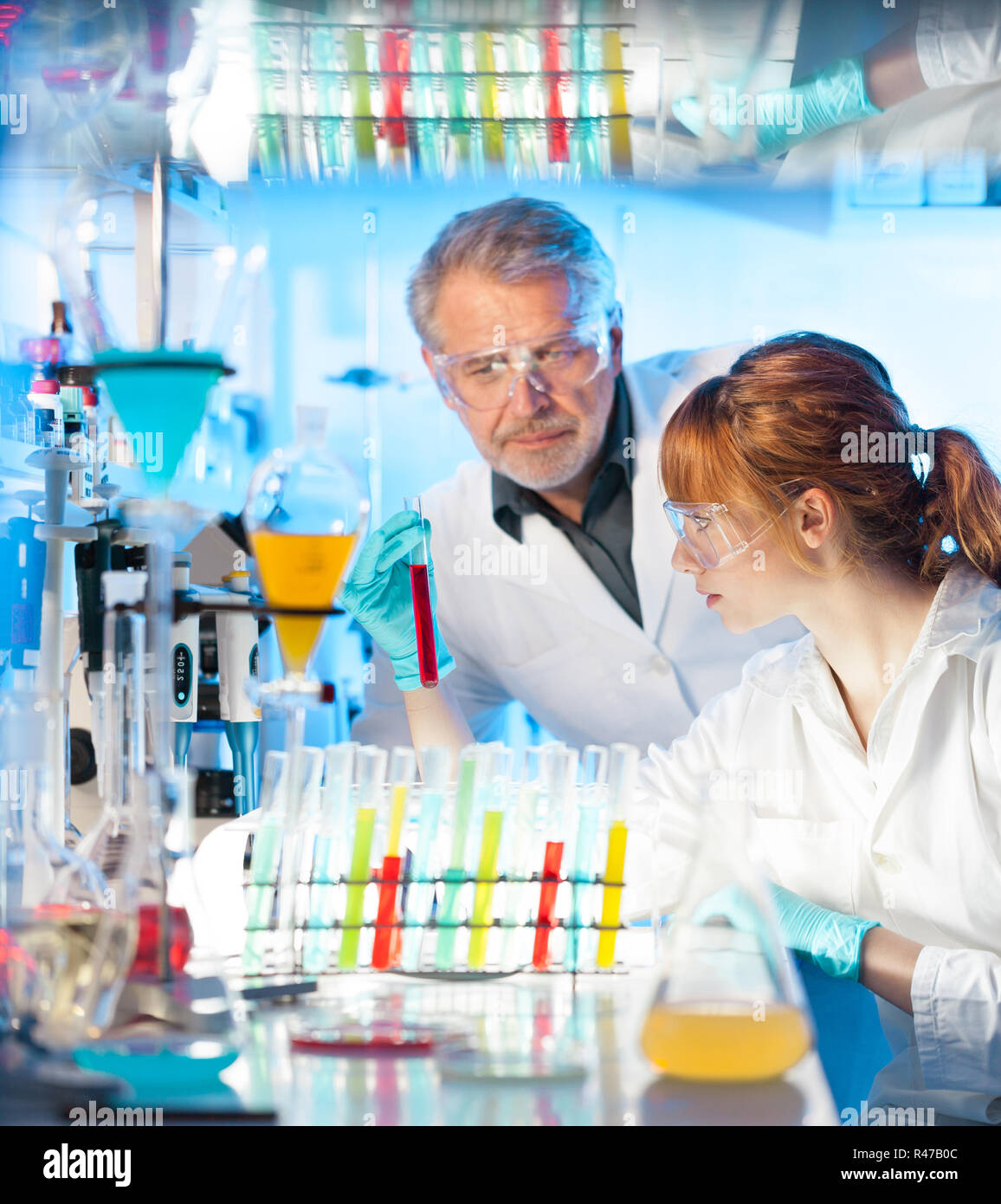 Health care professionals in lab Stock Photo - Alamy