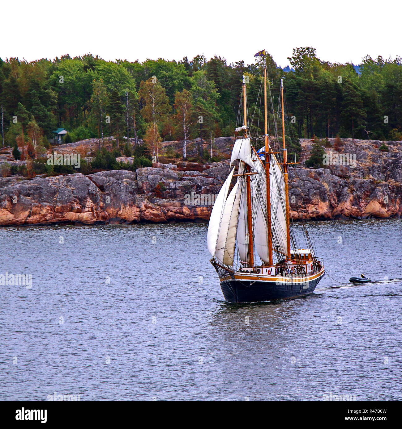 Old sailing ship paintings hi-res stock photography and images - Alamy