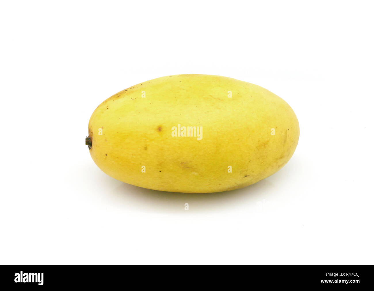 Yellow mangoes backdrop hi-res stock photography and images - Alamy