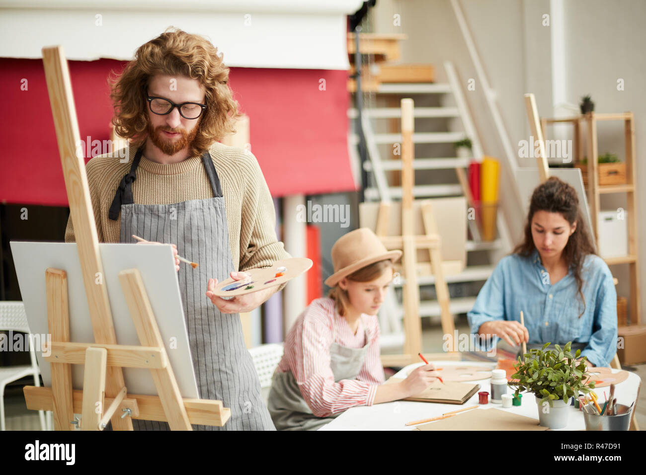 Creative work hi-res stock photography and images - Alamy