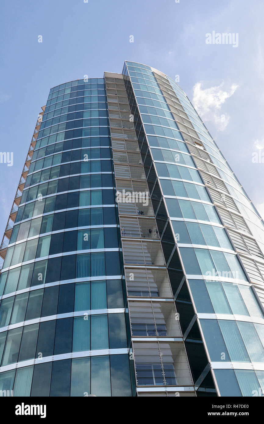 Velocity Tower Apartment Block flats in Sheffield City centre UK, City ...
