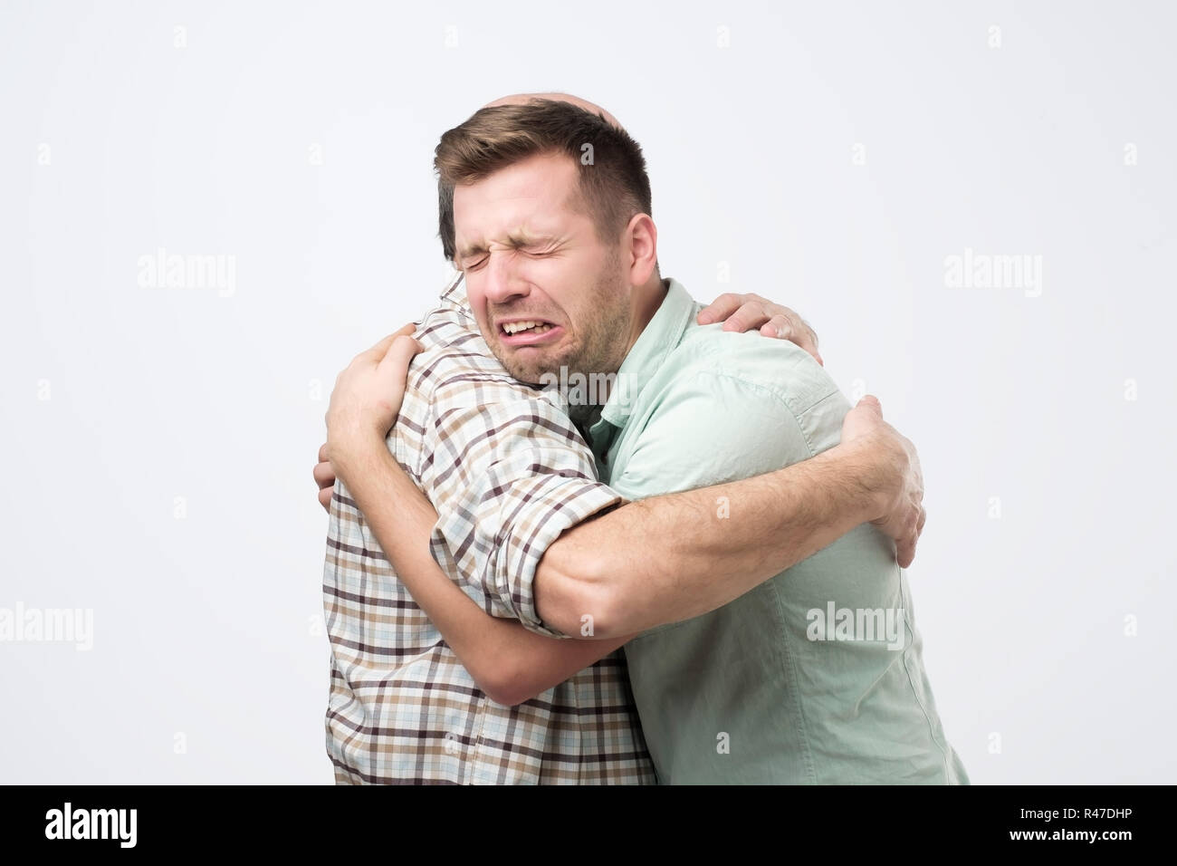 Girl Crying On Boys Shoulder Tumblr