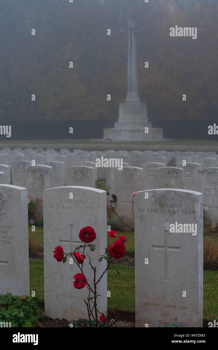 Ww1 cwgc war graves france dead hi-res stock photography and images - Alamy