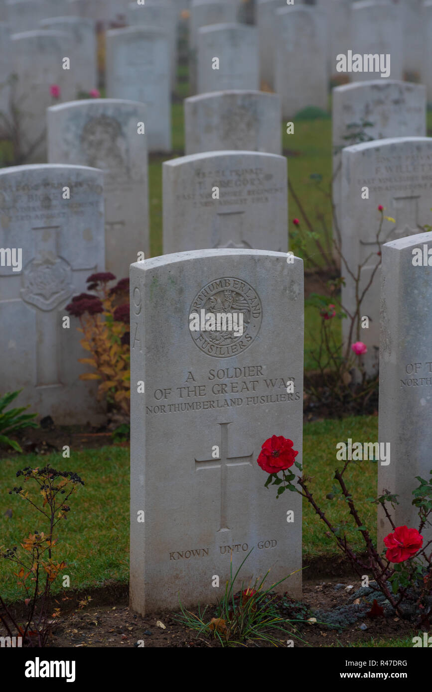 Ww1 cwgc war graves france dead hi-res stock photography and images - Alamy