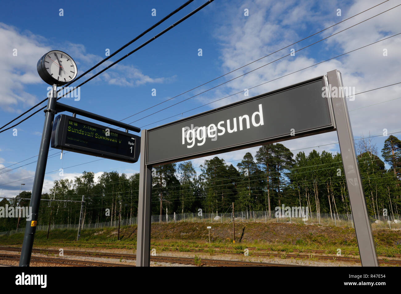 Railroad signs hi-res stock photography and images - Alamy