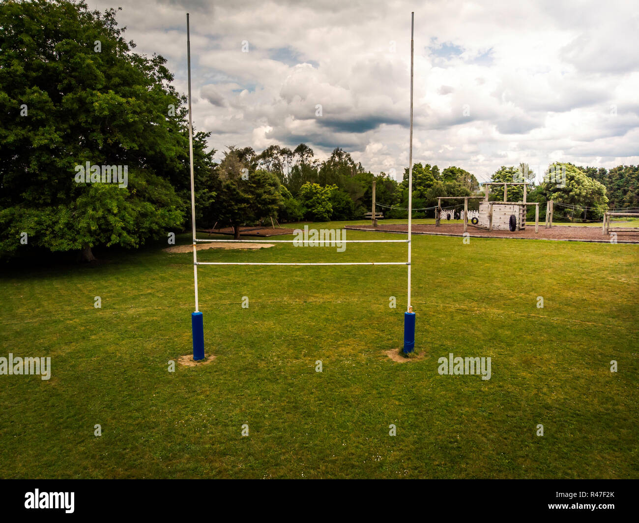 Rugby field hi-res stock photography and images - Alamy