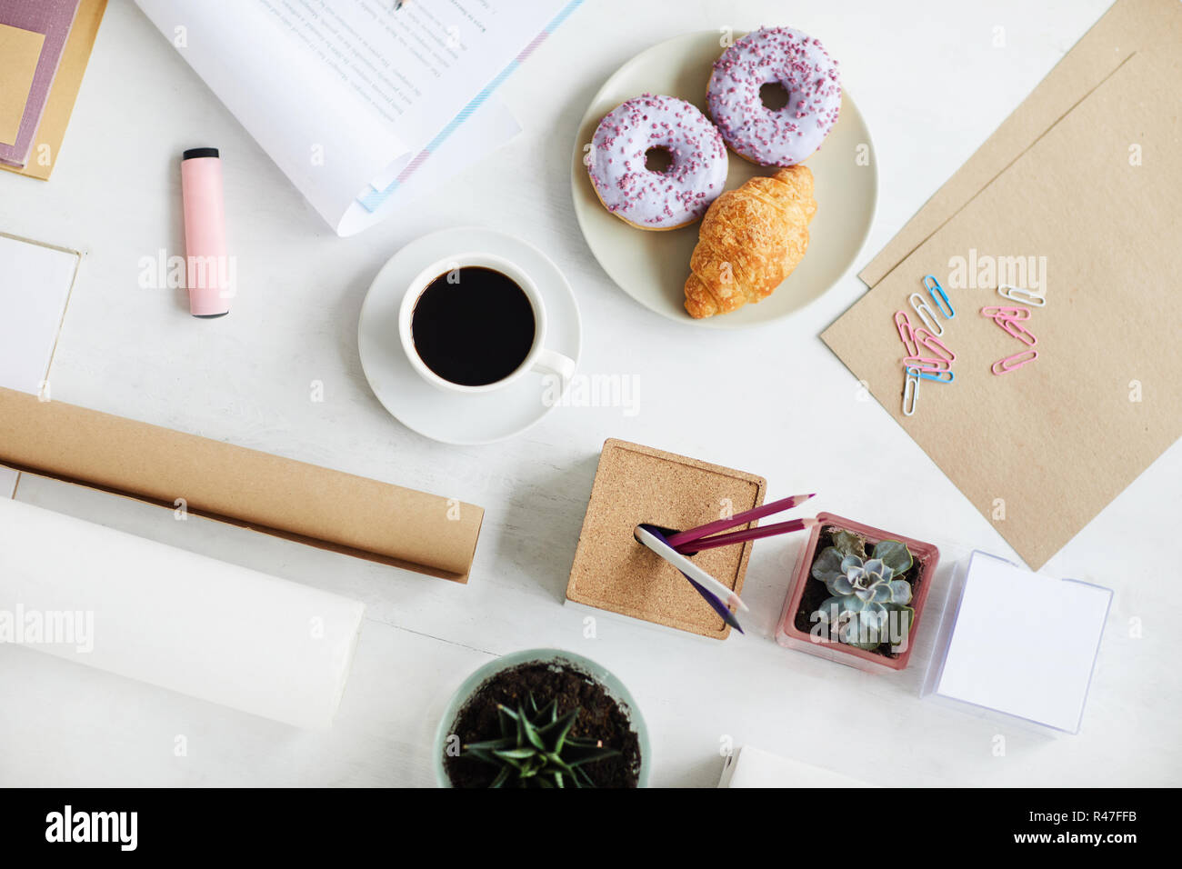Stationary on workplace Stock Photo - Alamy