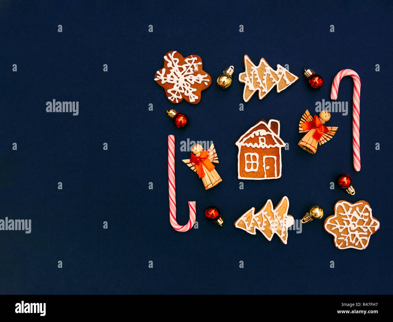 Christmas gingerbread Flat lay photo Stock Photo - Alamy