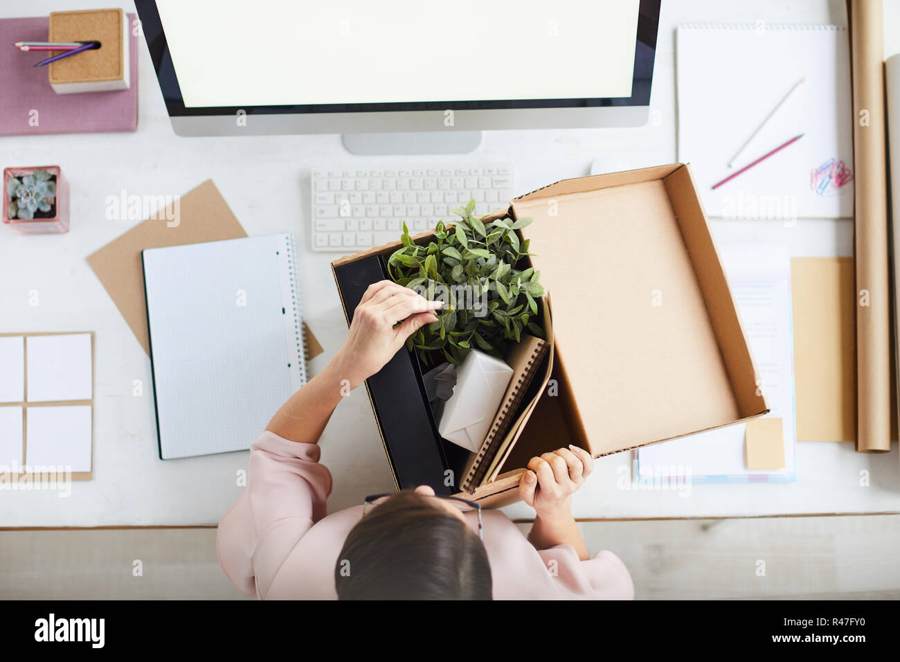 Office packing supplies hi-res stock photography and images - Alamy