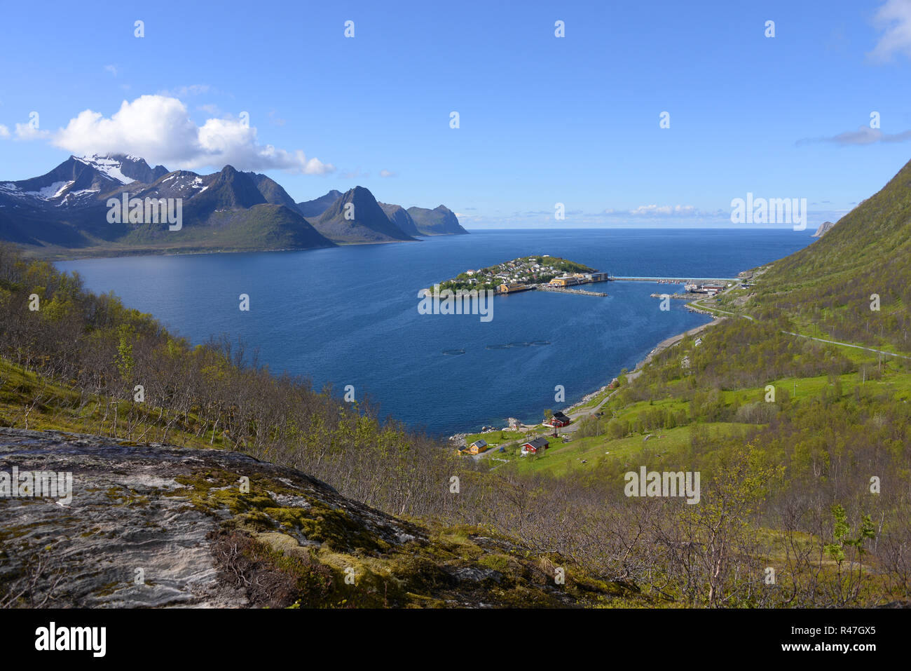 Norway island senja town village hi-res stock photography and images ...