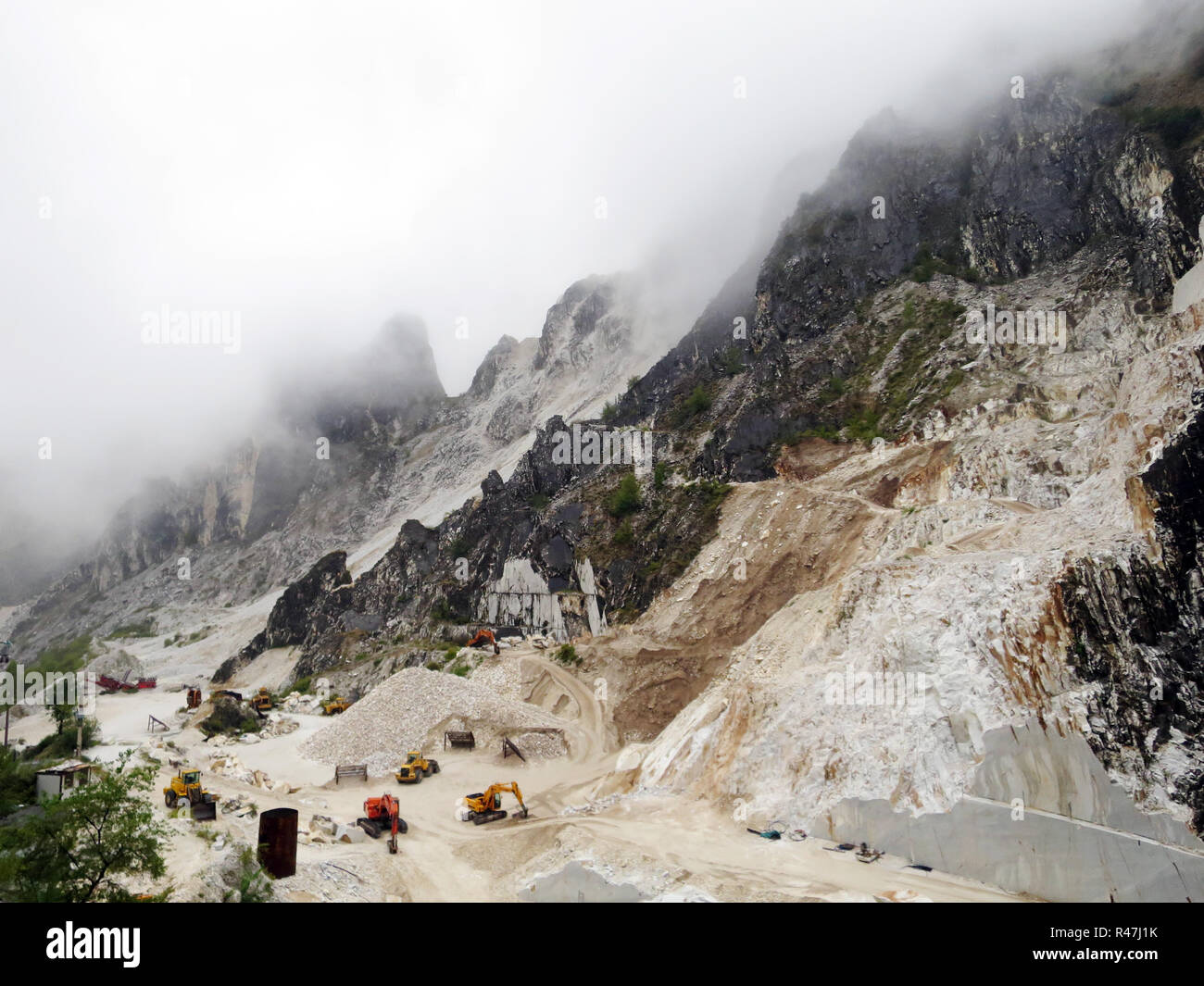 Surface mining machines hi-res stock photography and images - Alamy