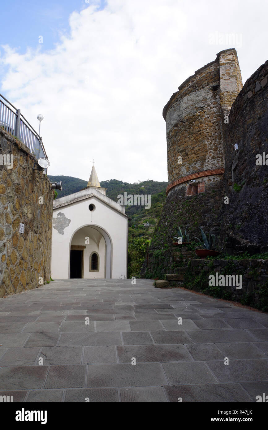 il castello - castle Stock Photo - Alamy